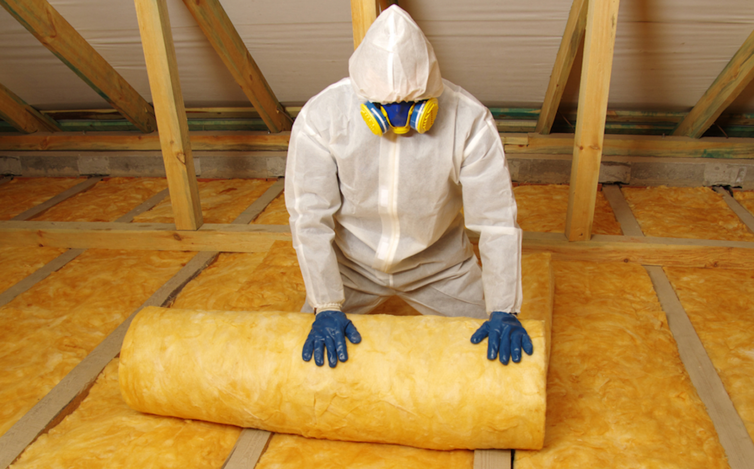 Batts vs. Blown-In Insulation: Which Is Right for Me? - EnergySmart ...